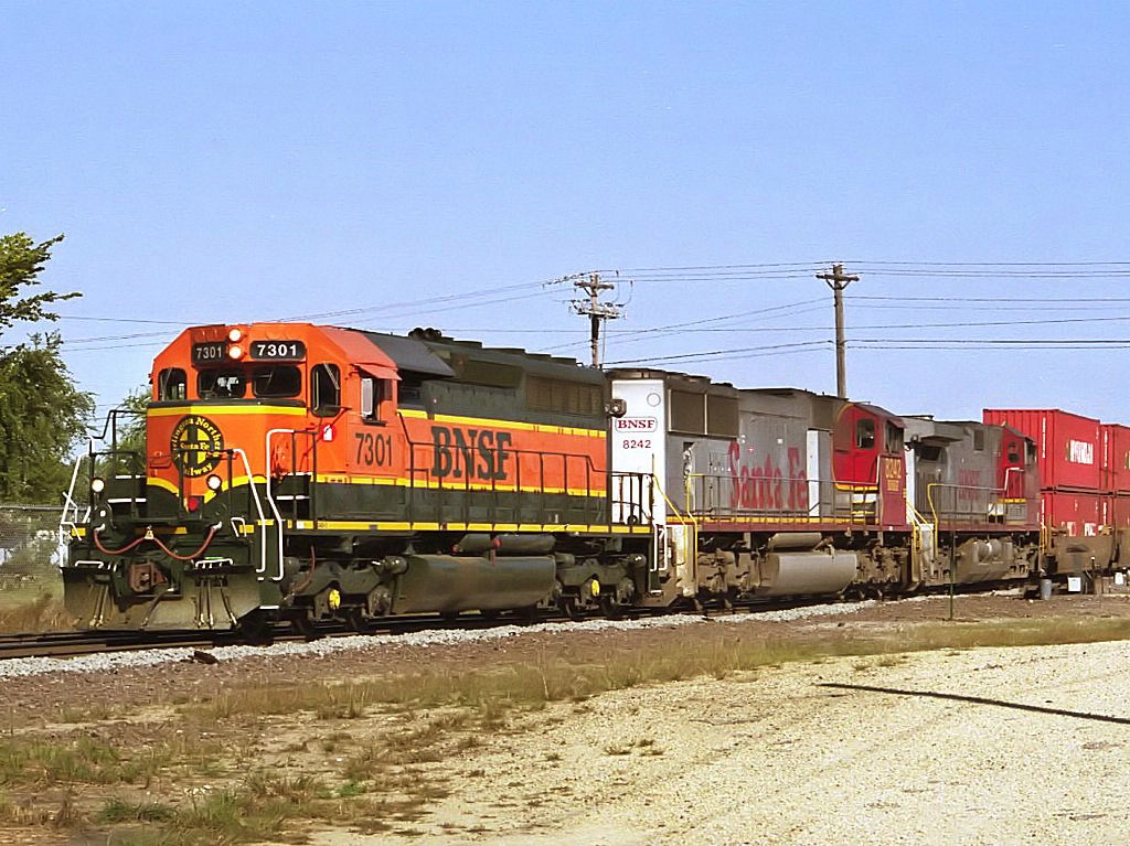 BNSF 7301